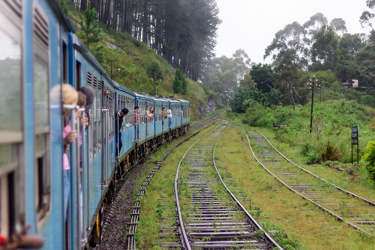 The Ceylon Railway: A Journey Through Time - Ceylon Travel Guru